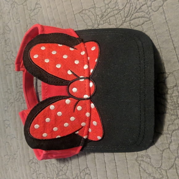 Disney | Accessories | Minnie Mouse Visor From Walt Disney World | Poshmark